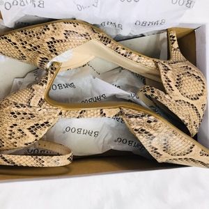 BAMBOO | Shoes | Faux Python Skin Plunging Pointy Toe Low Heel | Poshmark
